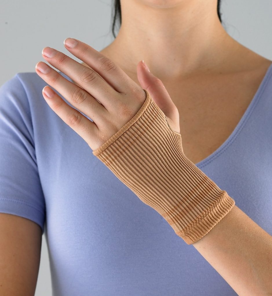 COMPRESSION PALM SUPPORT | Abu Lail Medical & Sport Center